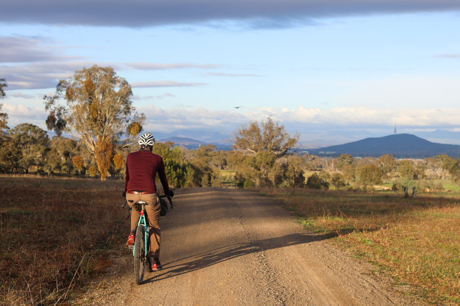 Desire Lines Cycling Club: Cycling the Canberra Centenary Trail
